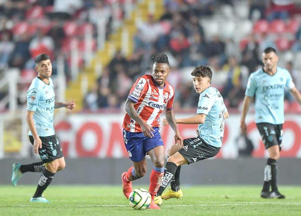 Saca San Luis los primeros tres puntos