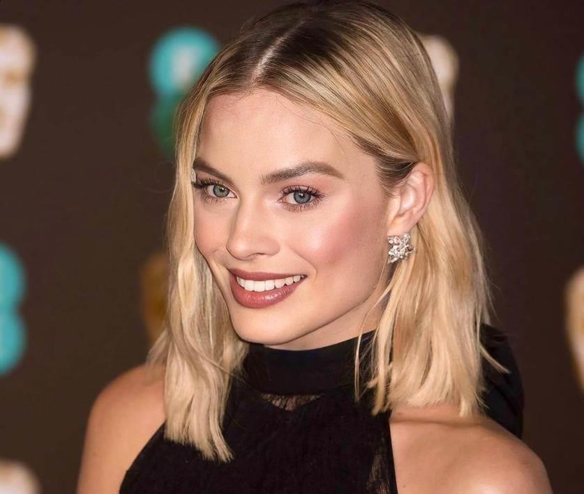 Margot Robbie será productora de la película de Los Sims