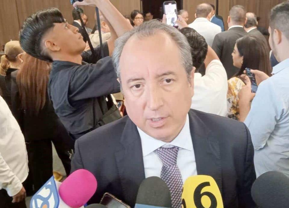 Ratifica tesorero que solicitarán más deuda para el 2025