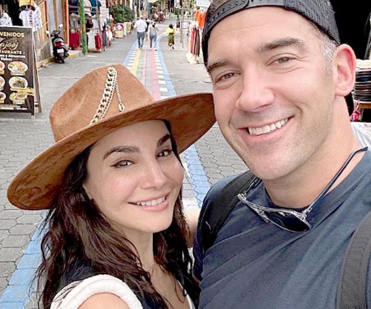 Se convierte Martha Higareda en la Sra. Howes